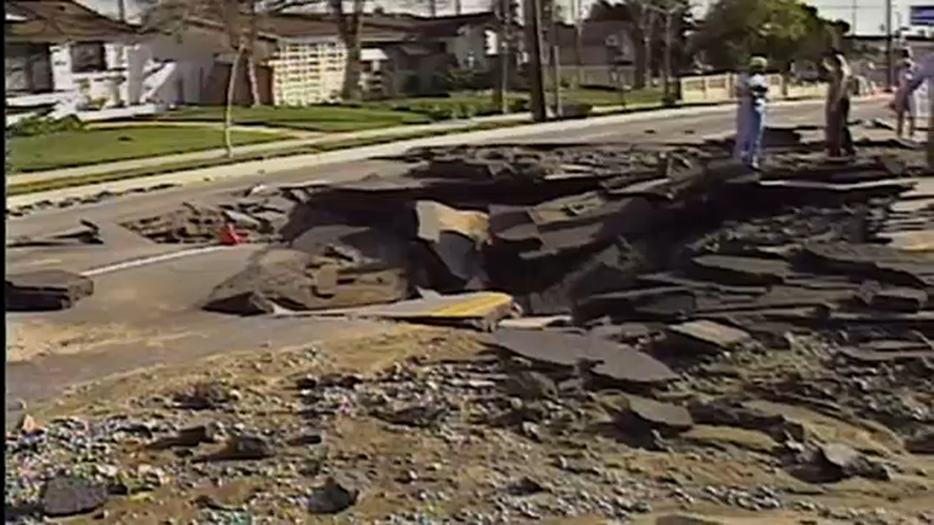 25-year anniversary of Northridge Earthquake comes with warnings | abc7.com