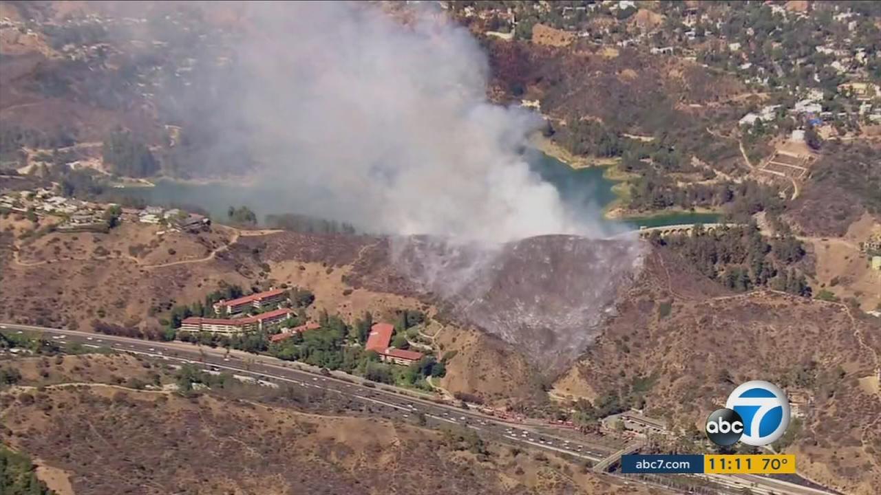 Real-Time Map: Tracking the Hollywood Hills Fire