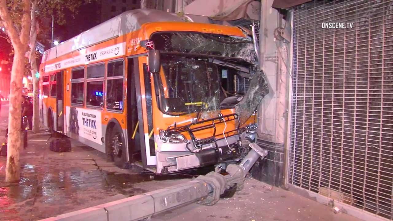 7 injured after Metro bus crashes into SUV, building in downtown Los ...