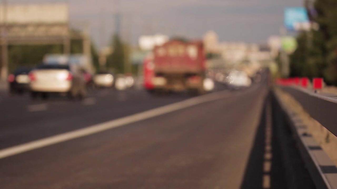 How it works: When driving on the shoulder is legally allowed in Texas ...