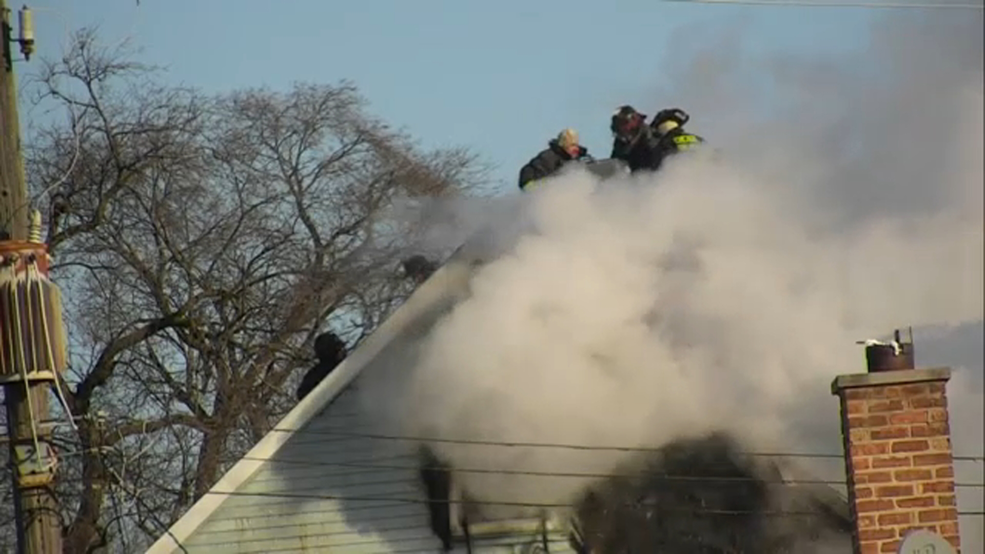 2 killed in Back of the Yards house fire | abc7chicago.com