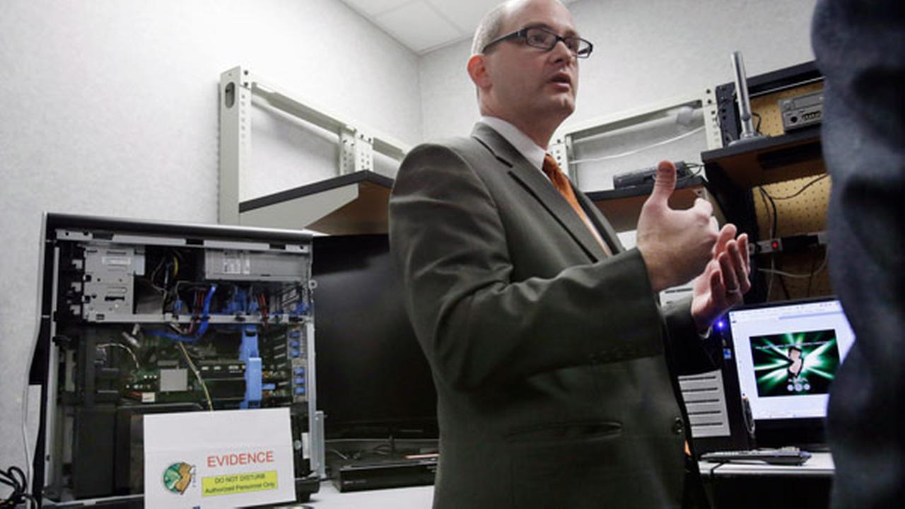 Audit finds deficiencies at FBI computer lab in New Jersey | 6abc.com