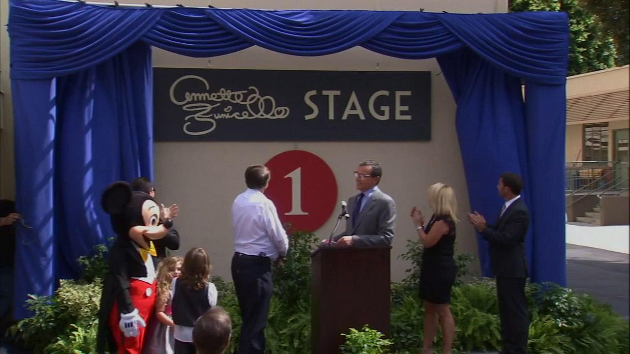 Annette Funicello honored: Disney renames Mouseketeer stage | abc7.com