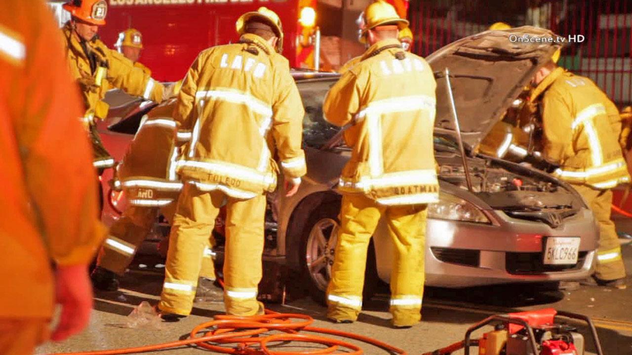 US Postal Service worker killed in South Los Angeles rear-end crash ...