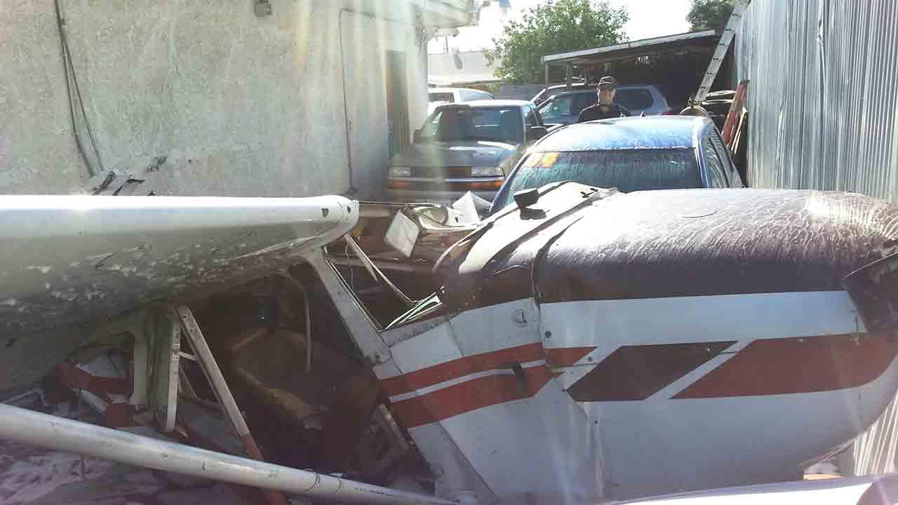 Pacoima plane crash leaves 2 hospitalized | abc7.com