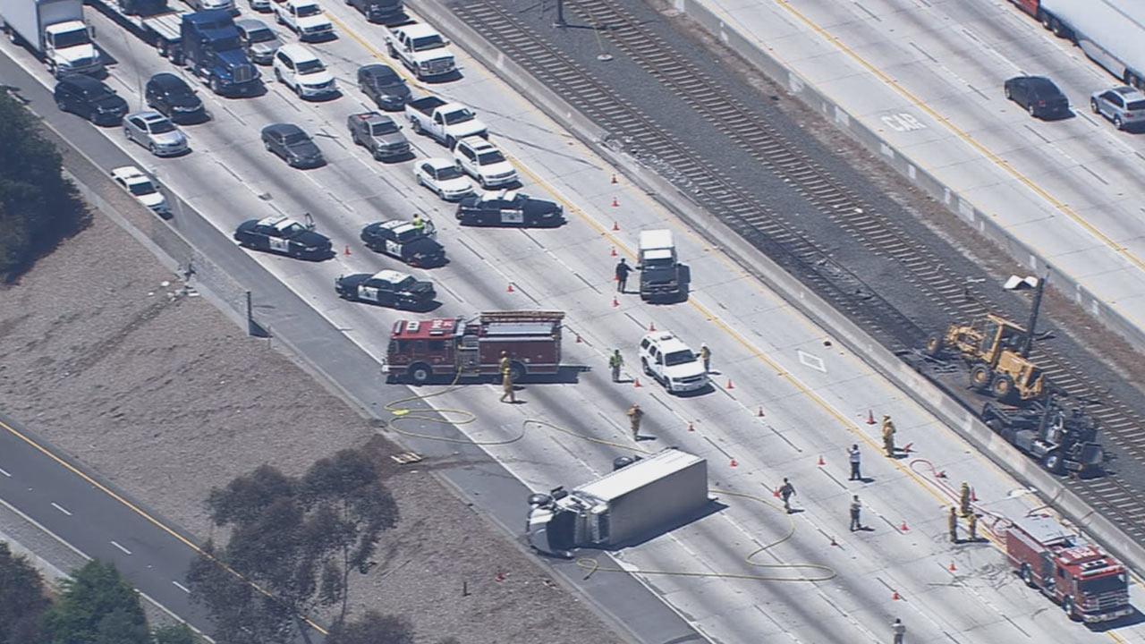 Tractor-trailer crash shuts down 210 Freeway, Gold Line in Pasadena ...
