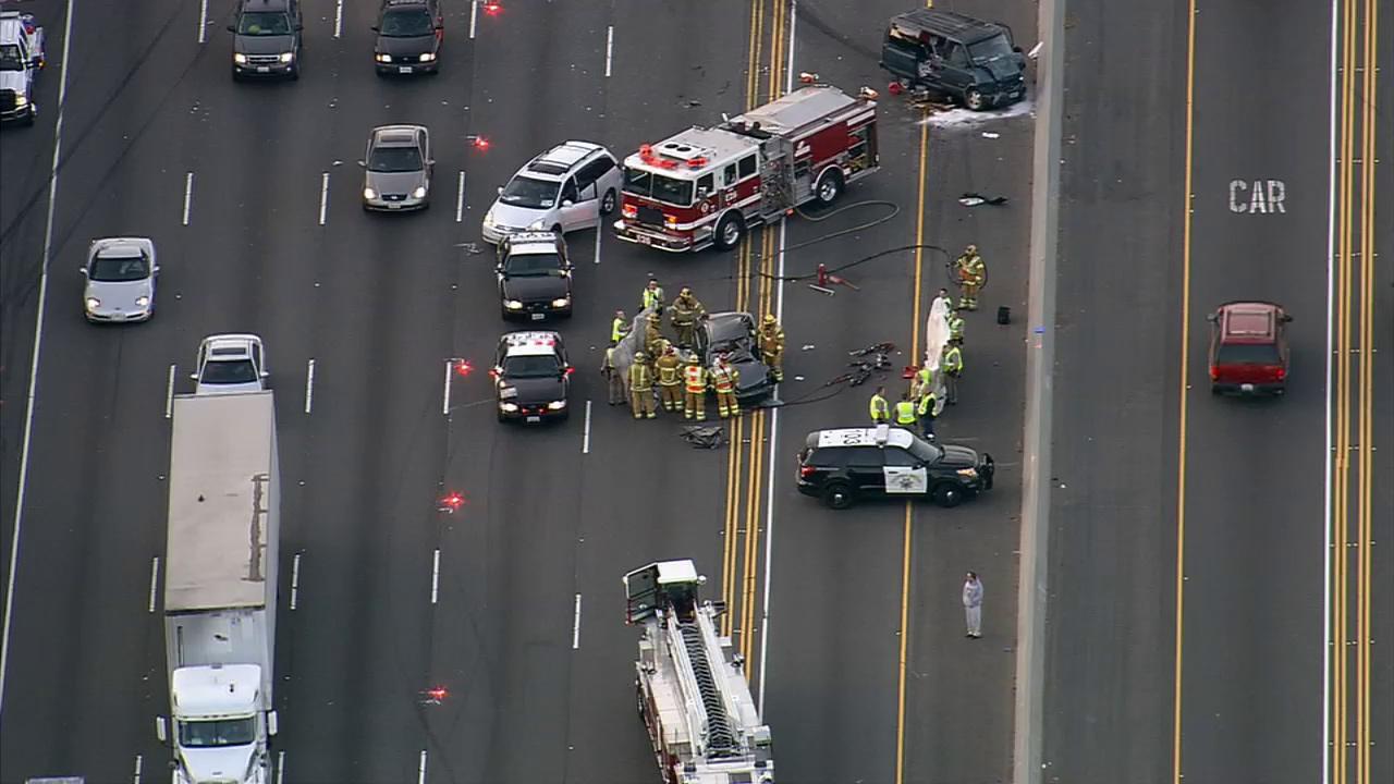 2 killed, 5 hurt in 5 Freeway accident in Irvine | abc7.com