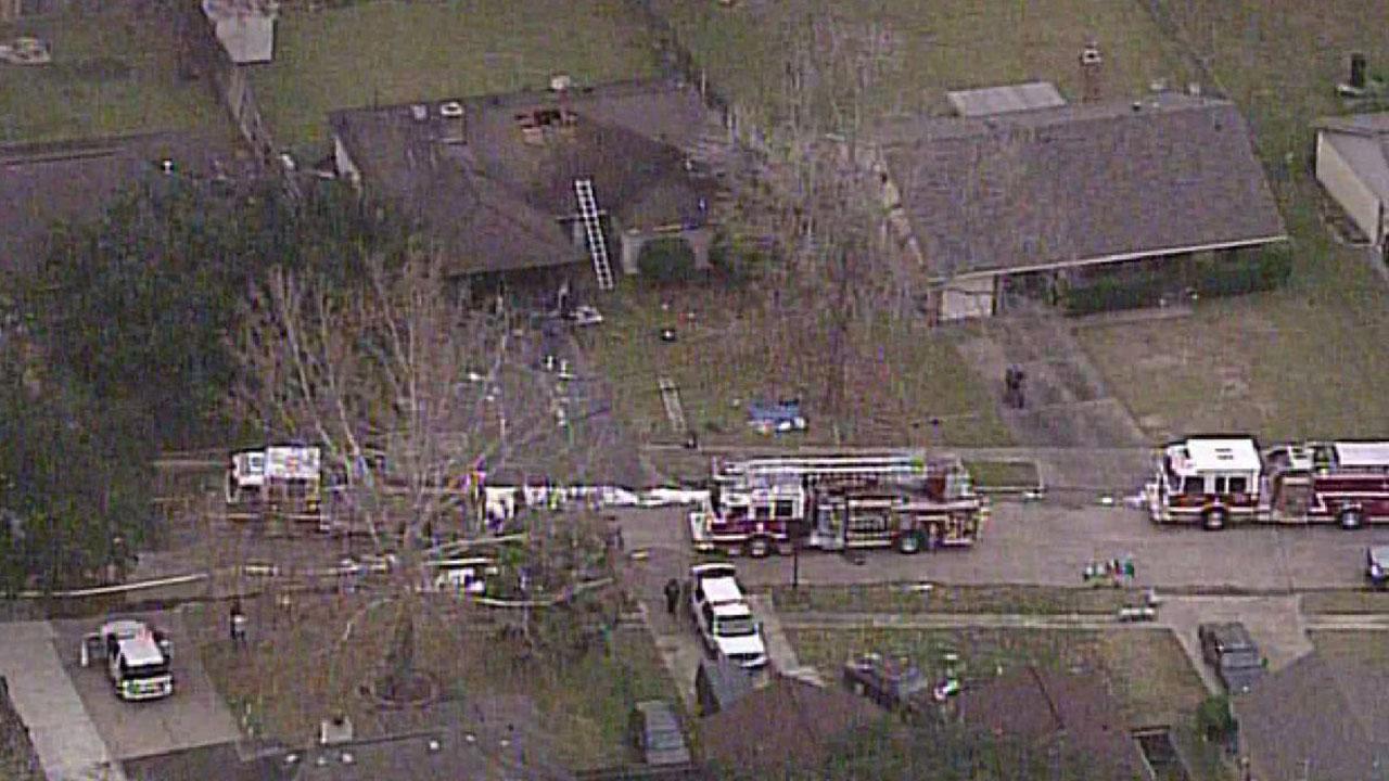 Pearland man injured after propane canister explosion in garage | abc13.com