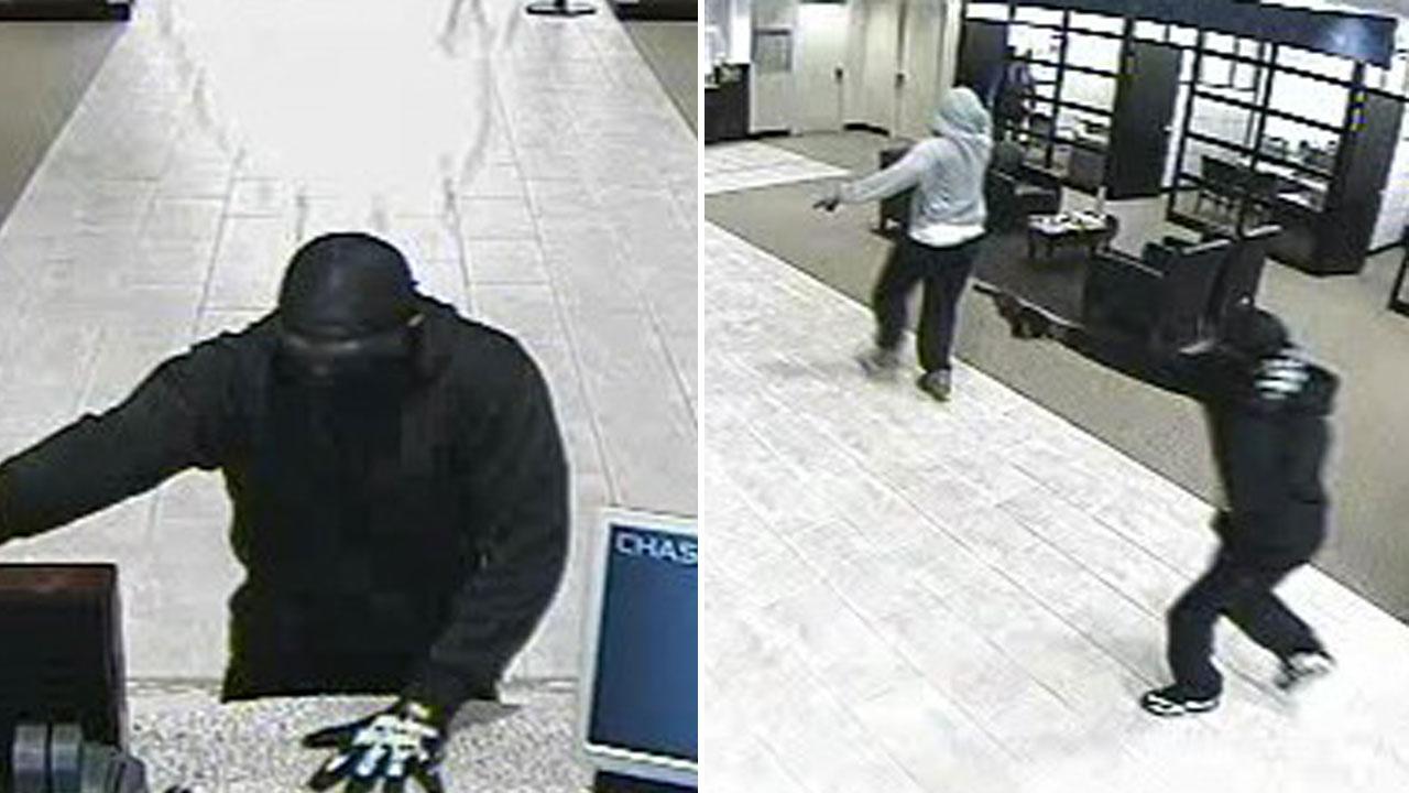 Two people injured in violent robbery of Chase Bank on Westheimer ...