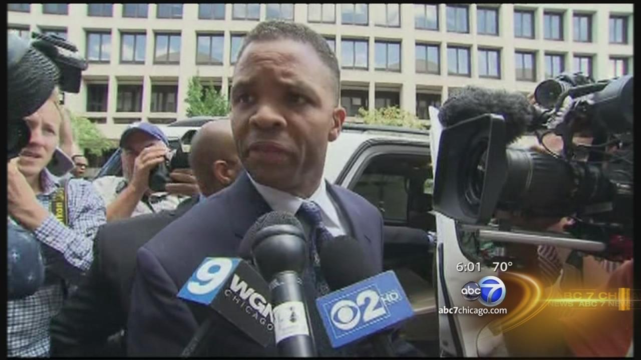 Jesse Jackson Jr. sentenced to 30 months in prison; Sandi Jackson gets ...