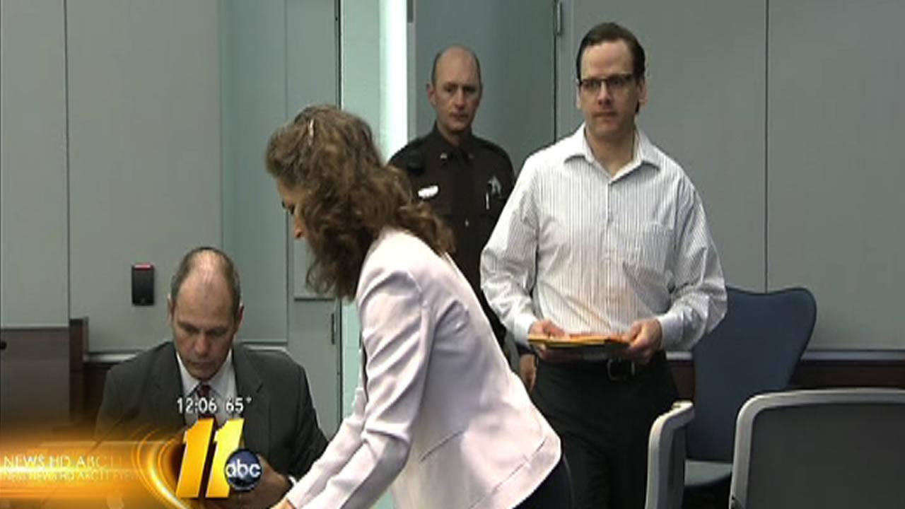 Friend: Janet Abaroa did not trust Raven | abc13.com